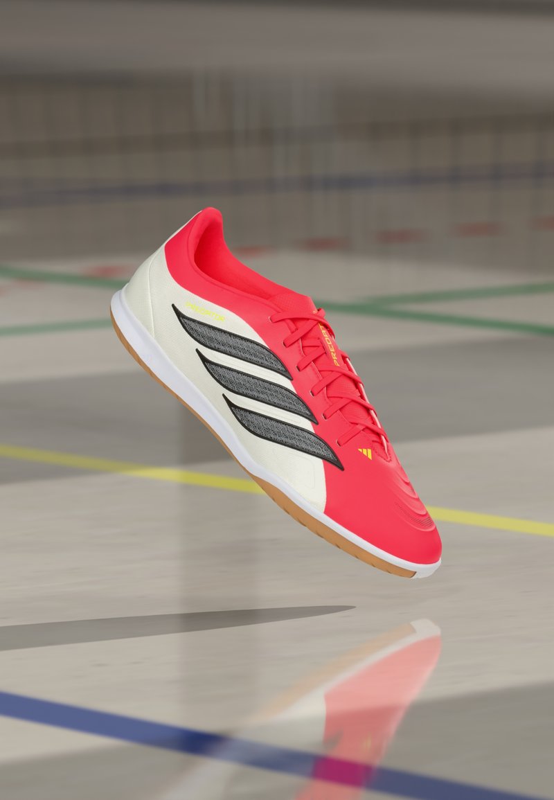 adidas Performance PREDATOR CLUB SALA INDOOR - Indoor football boots ...