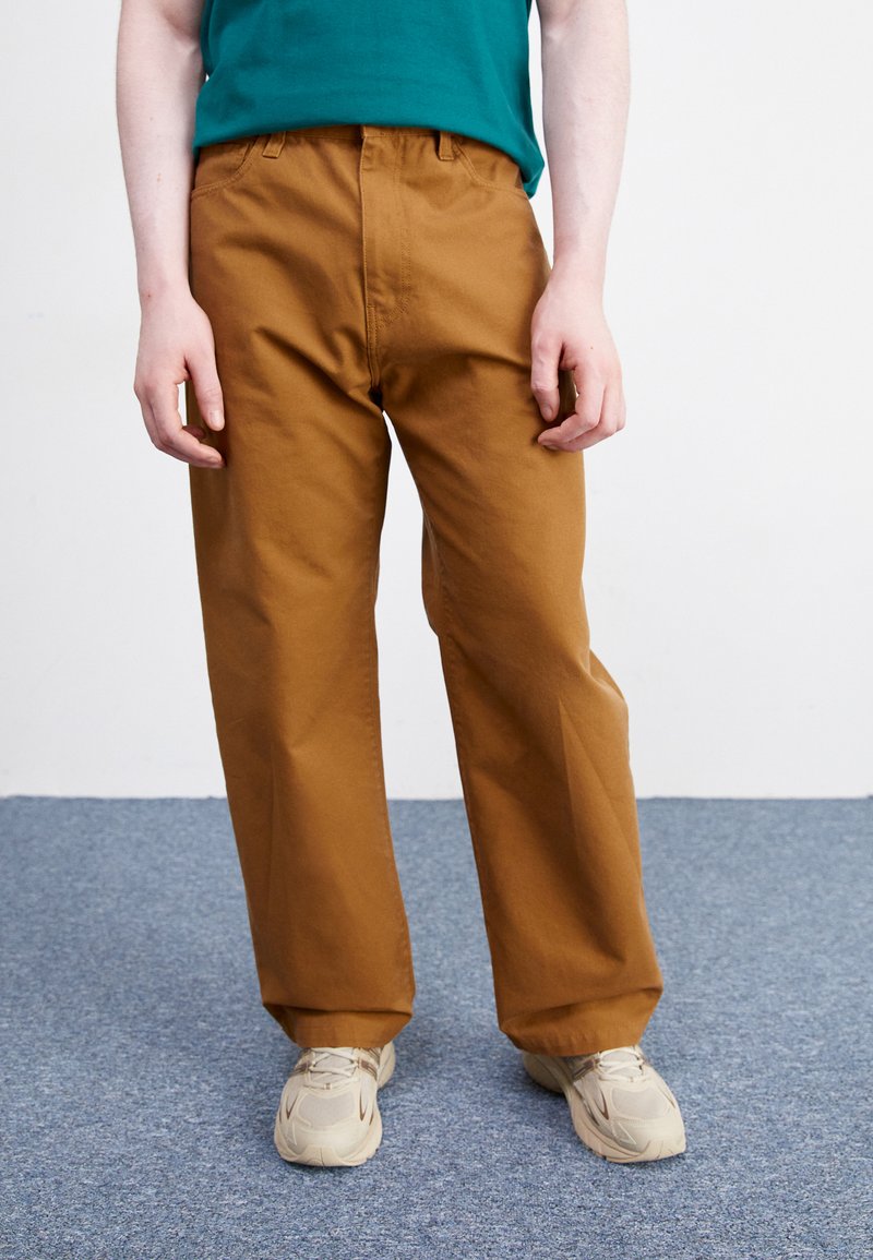 Carhartt WIP LANDON PANT - Jeans Relaxed Fit - hamilton brown/lysebrun ...