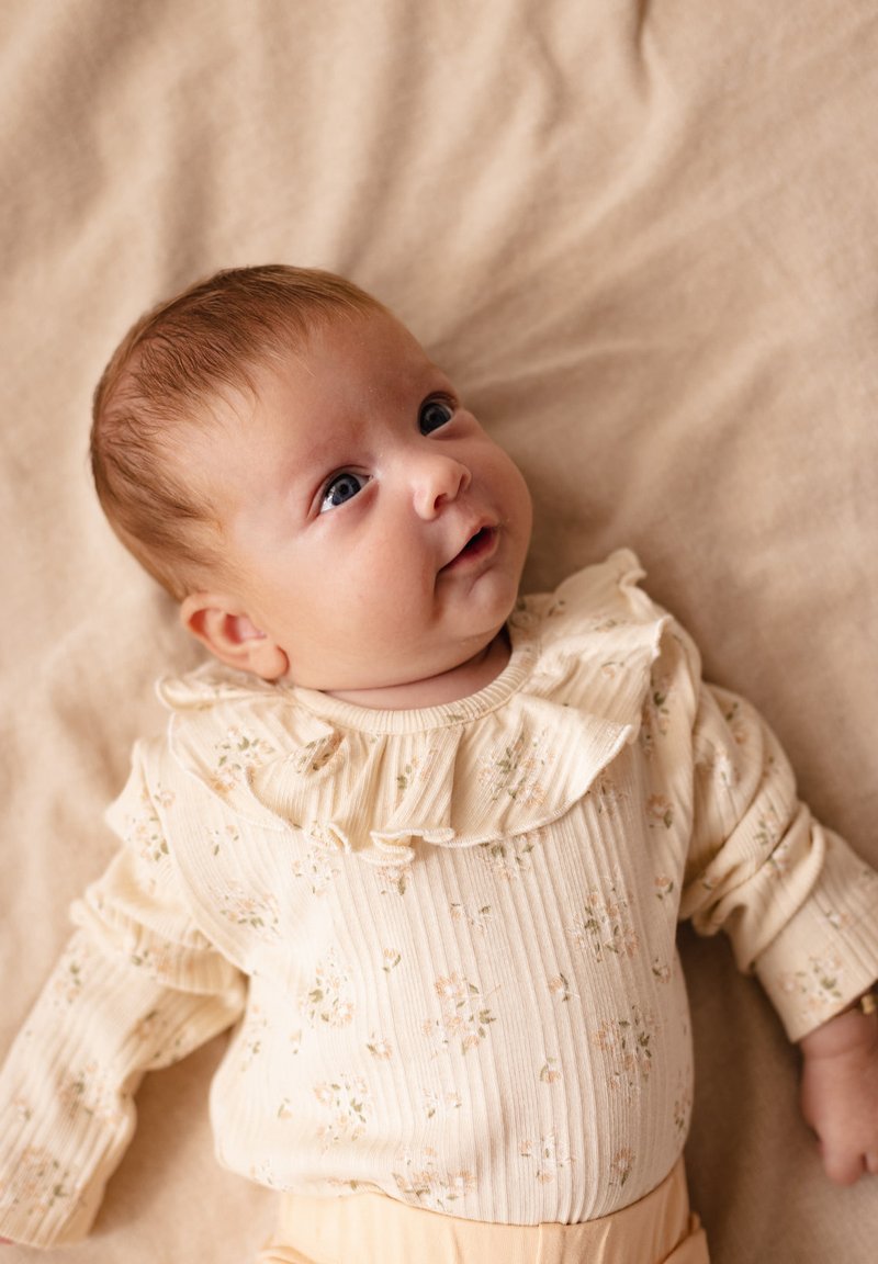 LEVV labels Body - apricot/beige - Zalando.de