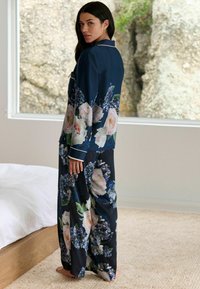 B by Ted Baker BUTTON THROUGH SET - Pyjama - blue/bleu - ZALANDO.FR