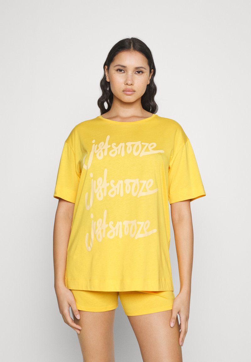 Triumph Nachtwäsche Set - saffron/gelb - Zalando.at