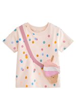 Next SHORT SLEEVE BAG T-SHIRT - Triko s potiskem - cream spot ice cream ...