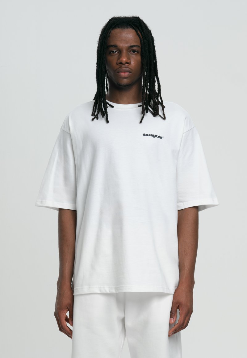 LOW LIGHTS STUDIOS® T-shirt basic - ecru/crème - Zalando.nl