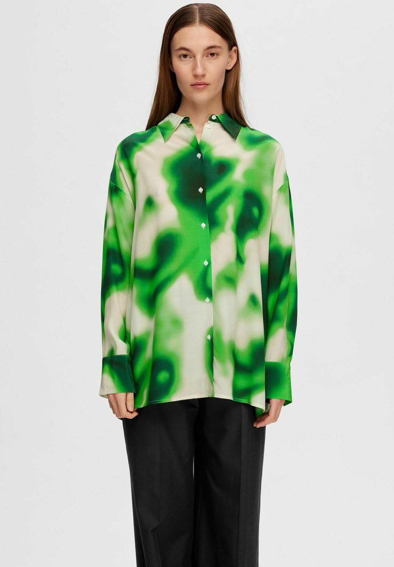 Selected Femme PRINT - Hemdbluse - classic green/grün - Zalando.at