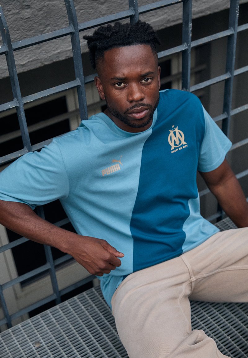 Puma OLYMPIQUE MARSEILLE FTBLCULTURE+ TEE - Print T-shirt - bold blue ...