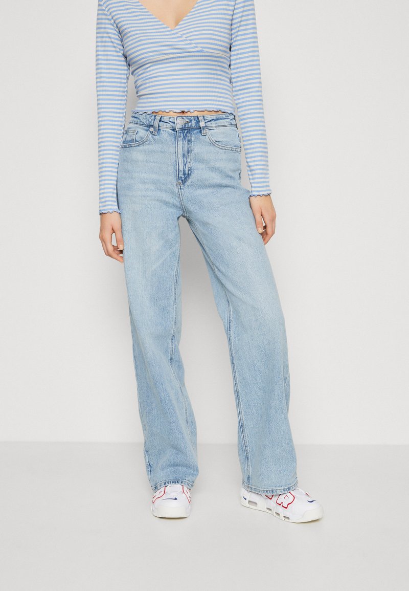 Vero Moda VMTESSA STRAIGHT - Straight leg jeans - light blue denim ...