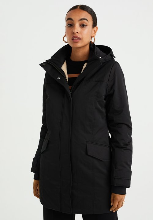 Naisten parkatakit netistä – Zalandon parkatakkivalikoima