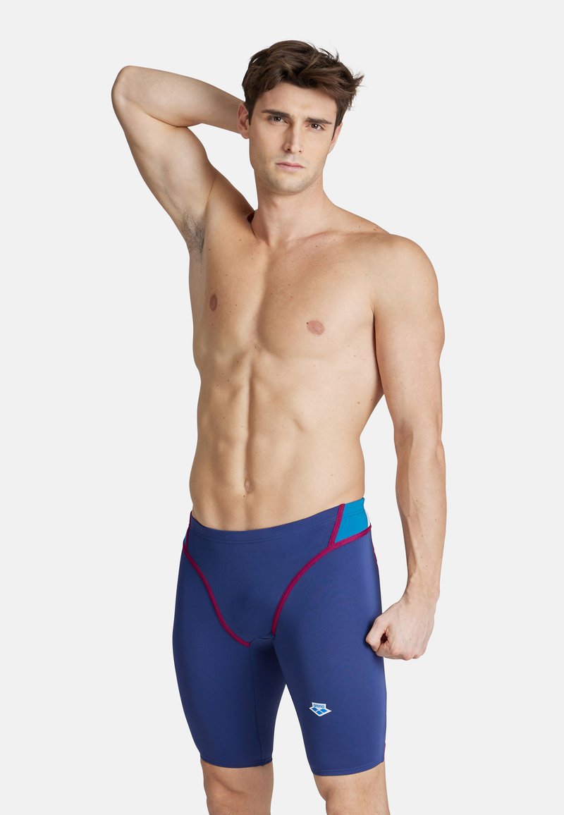 Arena ICONS JAMMER - Bañador - navy blue cosmo white red fandango/azul ...