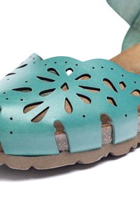 Yokono MONACO - Keilsandalette - verde/grün - Zalando.de