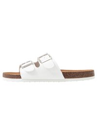 Rubi Shoes by Cotton On REX DOUBLE BUCKLE SLIDE - Hausschuh - white ...