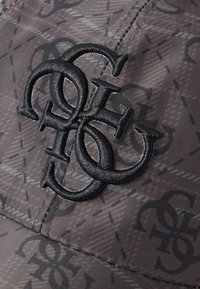 Guess BASEBALL UNISEX - Cap - black/brown/black - Zalando