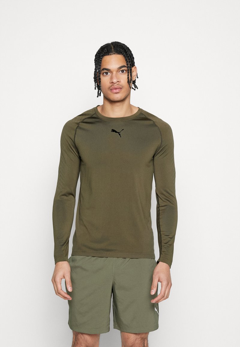 Puma TRAIN FORMKNIT SEAMLESS - Sports T-shirt - dark olive/green ...