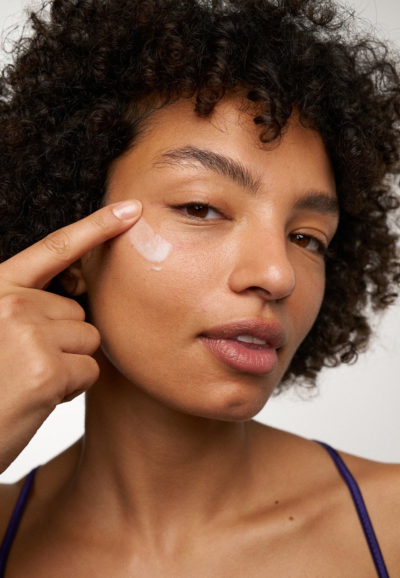 Skin1004 SKIN1004 MADAGASCAR CENTELLA PROBIO-CICA ENRICH CREAM - Crema ...