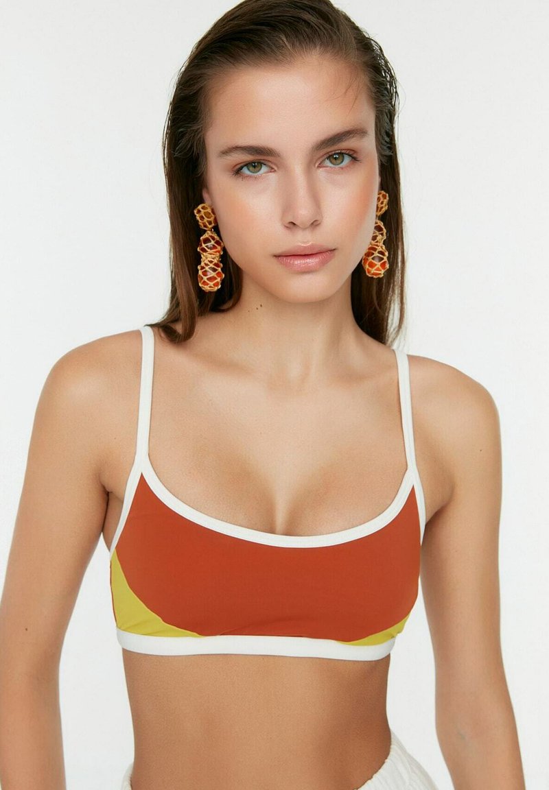 Trendyol Bikini Top Brownbraun Zalandode