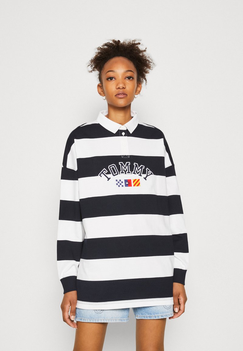 Tommy Jeans ARCHIVE RUGBY - Long sleeved top - desert sky/white/white ...
