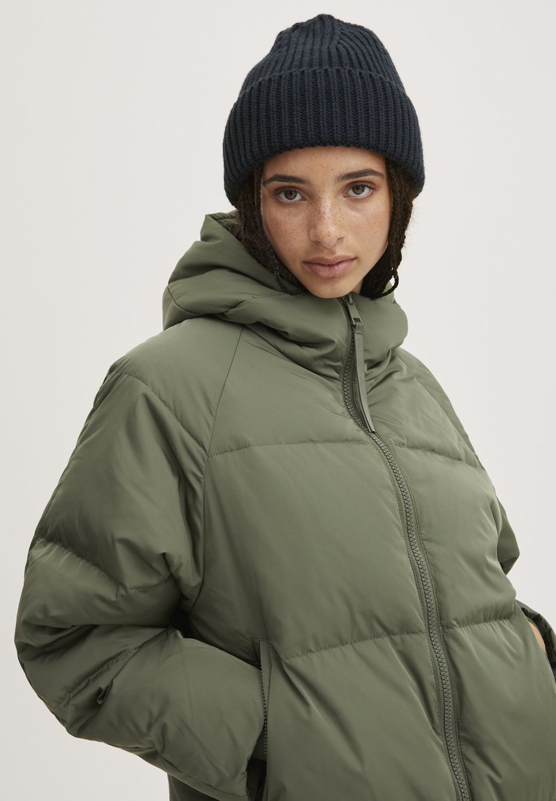 ICHI ICHI IHHELMA HA - Bonnet - total eclipse/bleu marine - ZALANDO.FR