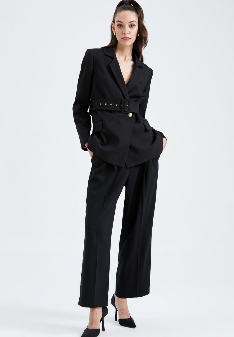 DeFacto LOOSE FIT Bleiseri Black musta Zalando fi defacto-loose-fit-bleiseri-black-musta-zalando-fi