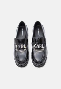 KARL LAGERFELD LOWELL CHARM LOAFER - Jalga libistatavad jalanõud ...
