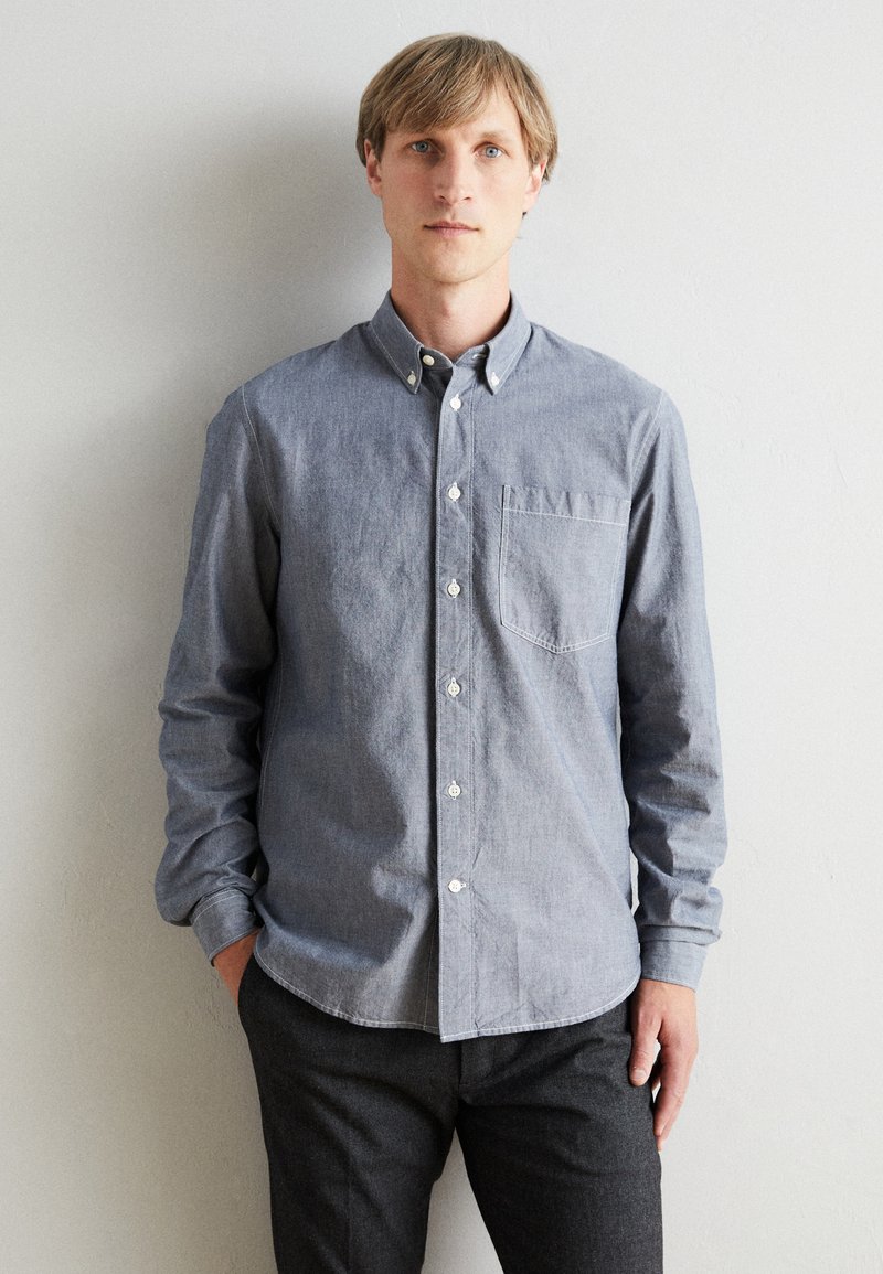 Marc O'Polo DENIM LONGSLEEVE CHEST POCKET CURVED HEM - Hemd - light ...