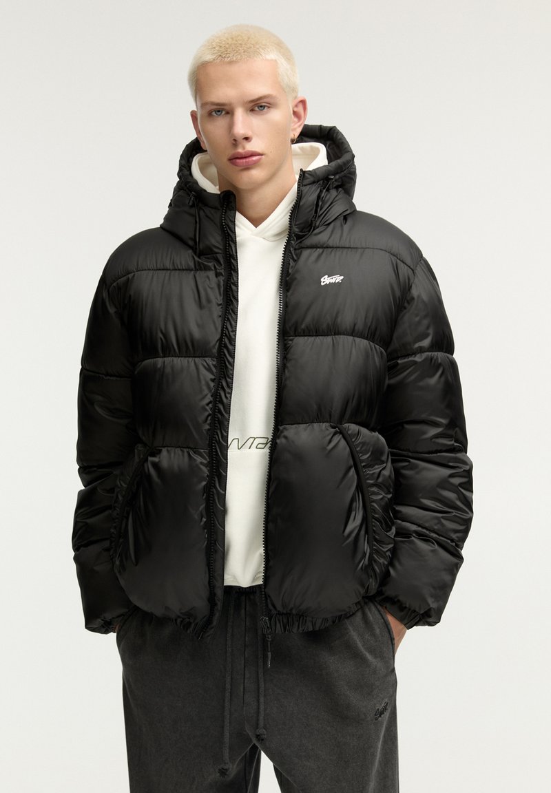 PULL&BEAR Winterjacke - black/schwarz - Zalando.de