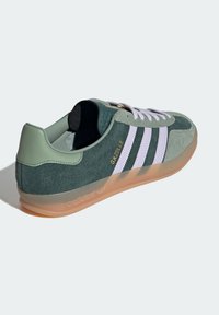 adidas Originals Trainers - green - (Pre-owned) - Zalando
