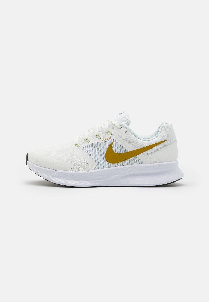 Nike Performance SWIFT 3 - Road running shoes - summit white/bronzine ...