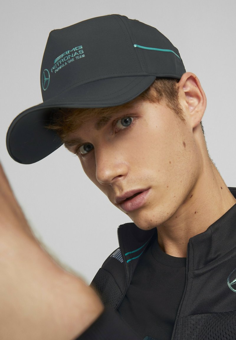Puma MERCEDES-AMG PETRONAS MOTORSPORT METAL ENERGY - Caps - black ...