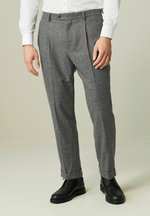 Next NOVA FIDES ITALIAN HERRINGBONE TEXTURED BLEND TAPERED - Chino - grey/gris - ZALANDO.FR