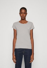 Abercrombie & Fitch ICON CREW 3 PACK - T-Shirt basic - white/grey/lilac/weiß - Zalando.ch