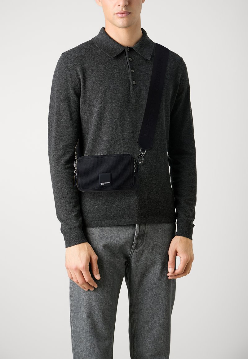 Karl Lagerfeld Jeans BOX LOGO CAMERA BAG UNISEX - Across body bag ...