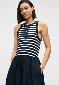 Tommy Hilfiger BUTTON MIX DRESS - Day dress - dark night/ecru/blue ...