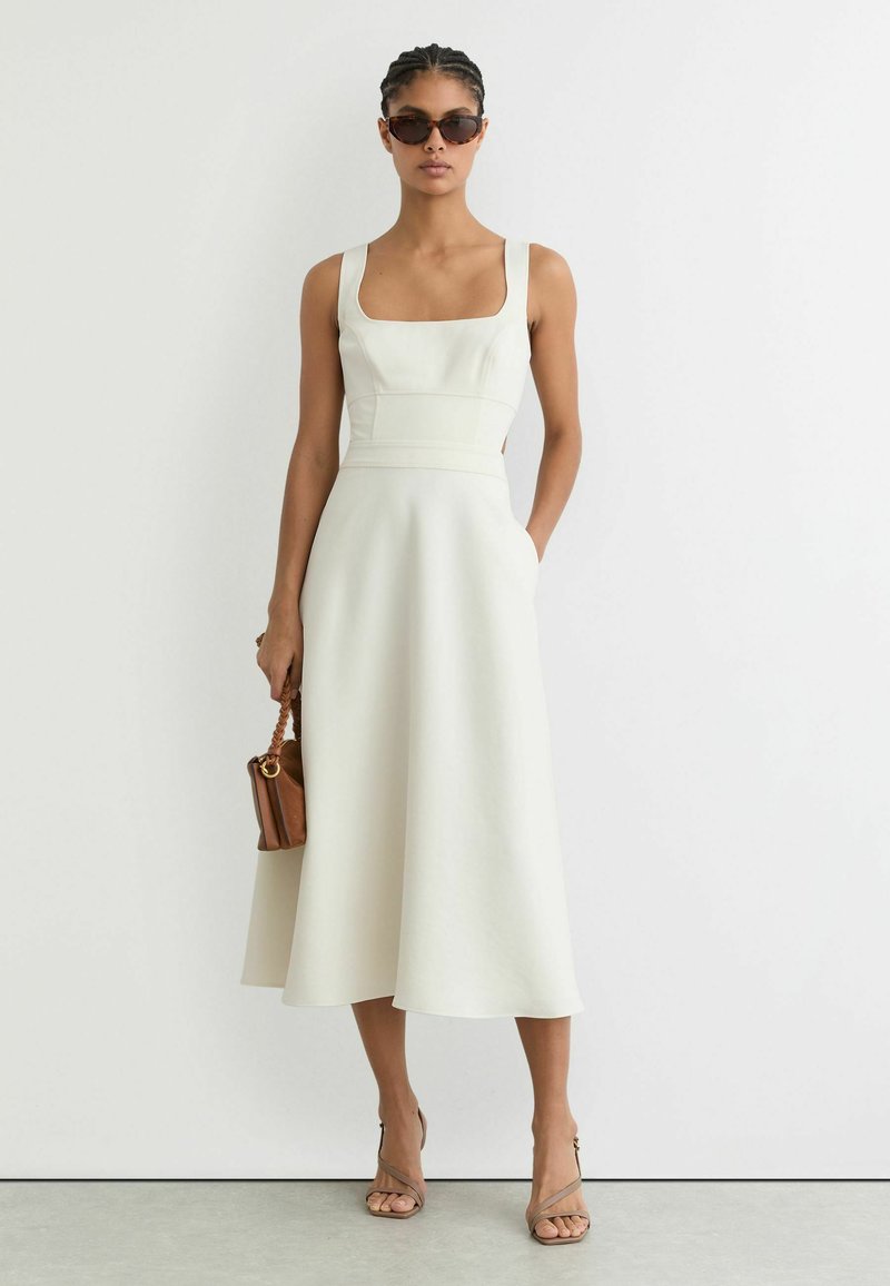 Reiss REGULAR FIT - WAISTED CUT-OUT TWILL MIDI - Day dress - ivory ...