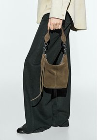 Massimo Dutti SPLIT BUCKET - Handbag - khaki - Zalando.co.uk