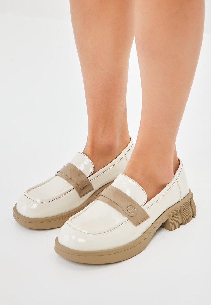 Cesare Gaspari Slipper - beige - Zalando.de