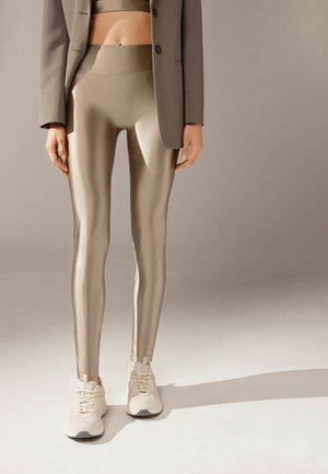 Calzedonia online | Den nya kollektionen på Zalando