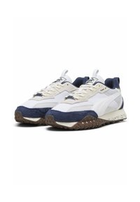 Puma BLKTOP RIDER PREPPY - Laufschuh Trail - white silver mist/weiß ...