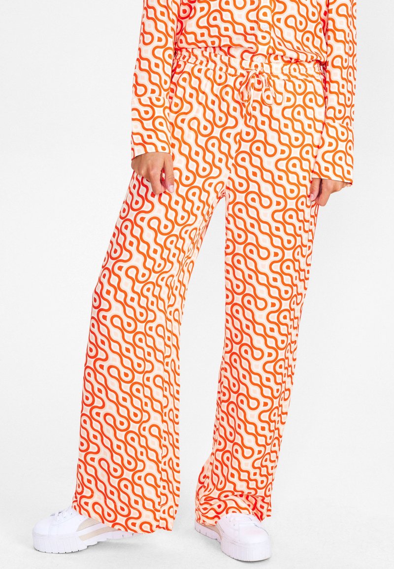 Nümph NURUBY - Bukser - cherry tomato/rød - Zalando.dk