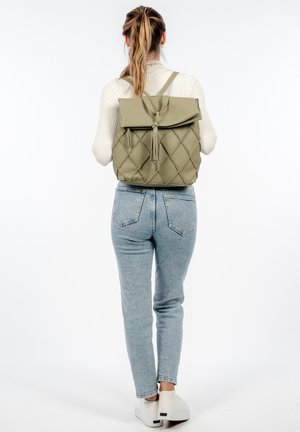Harpa MICKEY - Tagesrucksack - morning taupe/taupe - Zalando.de