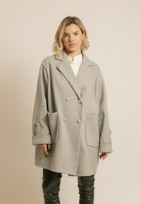 Dona x Lisa CABAN OVERSIZE UBLIAZA - Manteau court - gris - ZALANDO.FR