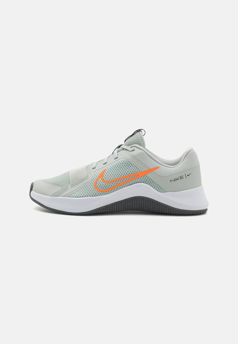 Nike Performance MC TRAINER 2 - Trainingsschoen - light silver/bright mandarin/iron grey/grijs ...