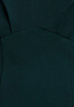 TUSSAH LENYA - Maxi-jurk - emerald/groen - Zalando.be