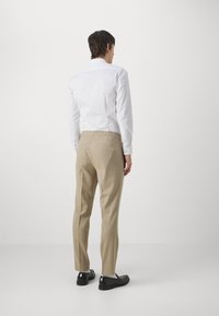 HUGO HANFRED GOWARD - Kostuum - medium beige/beige - Zalando.nl