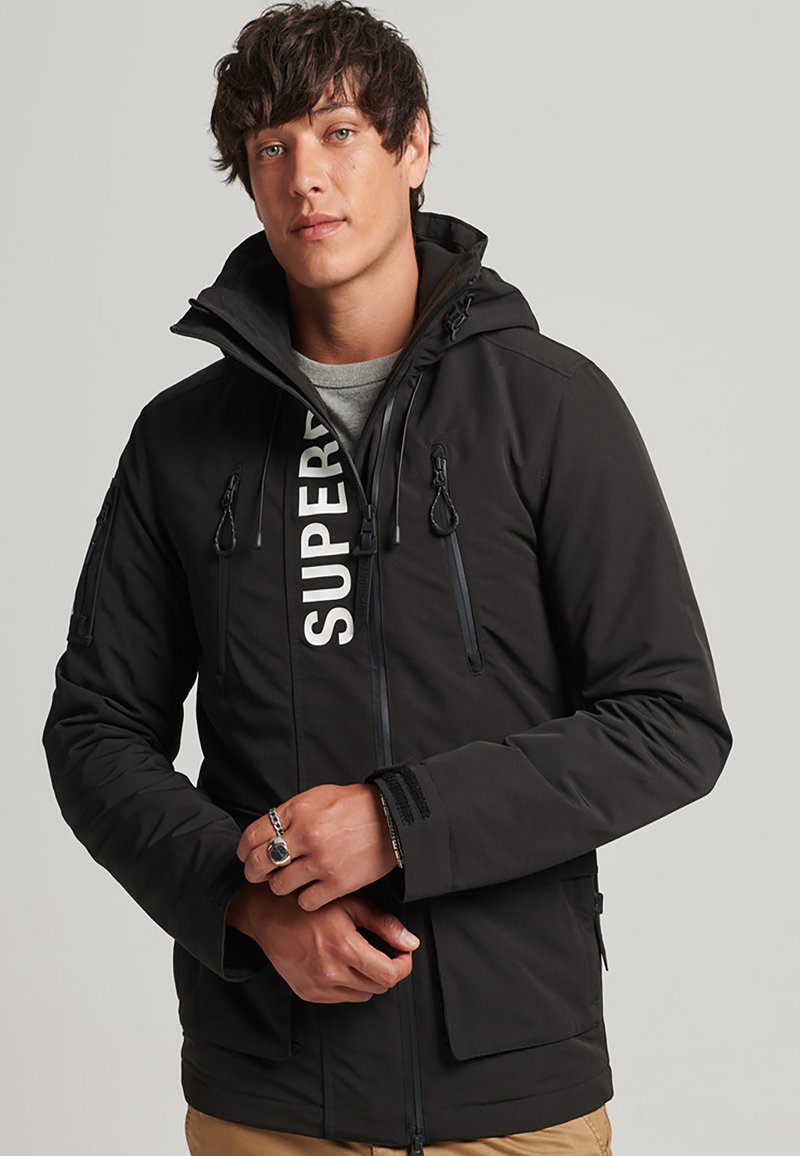 Superdry ULTIMATE SD WINDCHEATER - Outdoorjacke - jet black optic/schwarz - Zalando.de