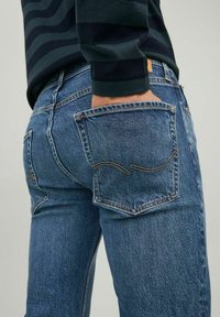 Jack & Jones CLARK ORIGINAL - Jean slim - blue denim/denim bleu ...