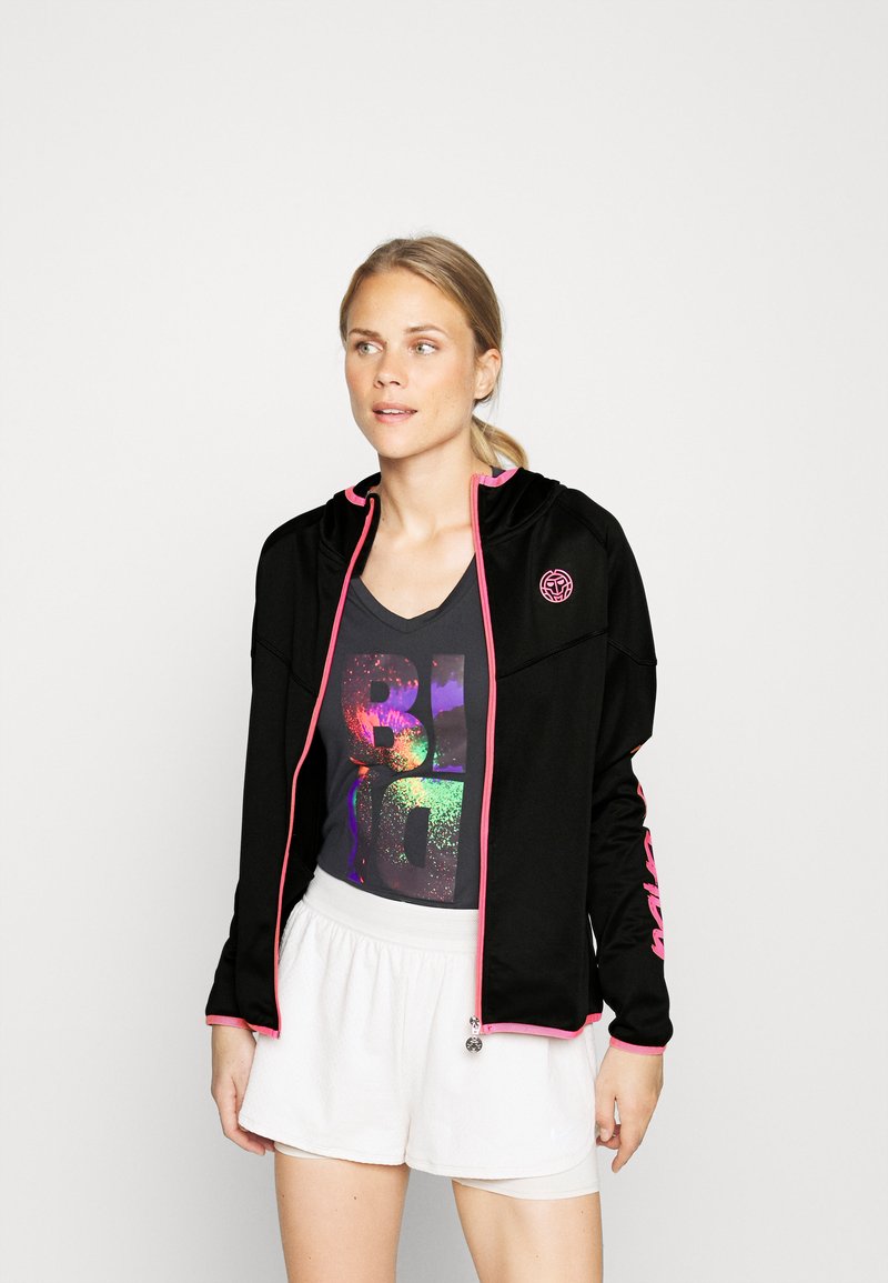 BIDI BADU INGA TECH JACKET - Trainingsjacke - black/pink/schwarz ...
