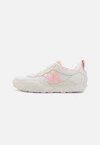 kate spade new york LACE UP - Trainers - true white/pastry pink/white ...