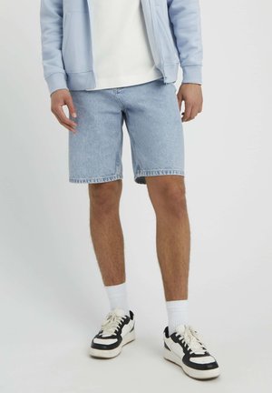 Threadbare THB BURT - Short en jean - light wash/denim bleu gris ...