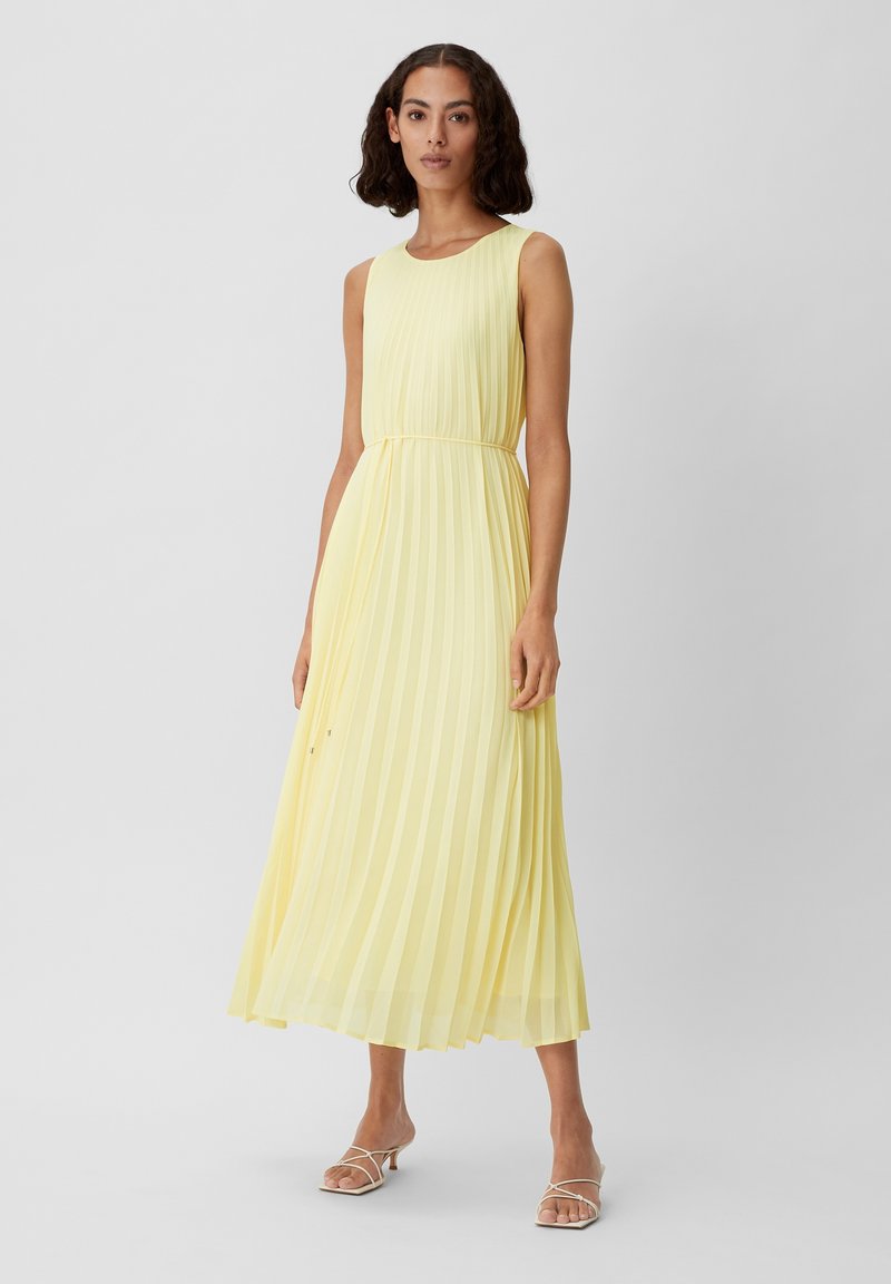 comma MIT PLISSEEFALTEN - Maxikleid - helles zitrone/hellgelb - Zalando.at