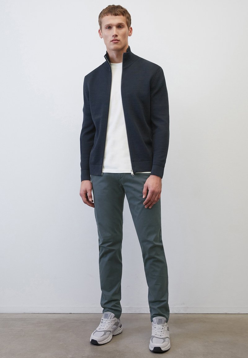 Marc O'Polo MODELL OSBY - Chinos - moon stone/blue-grey - Zalando.de