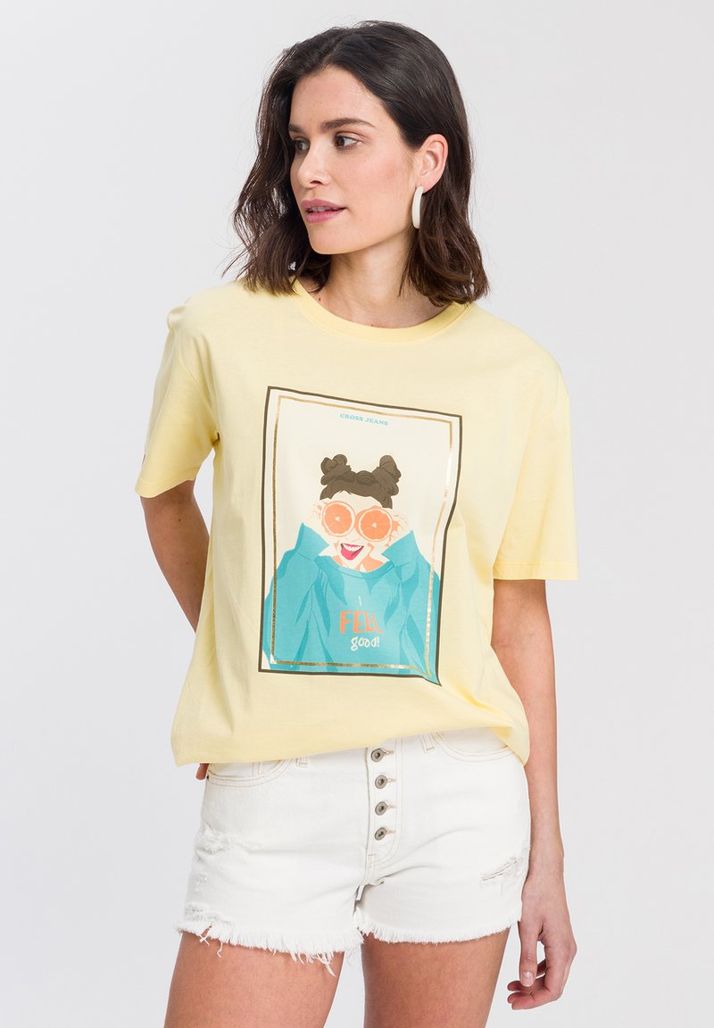 Cross Jeans T-Shirt print - light yellow/hellgelb - Zalando.de